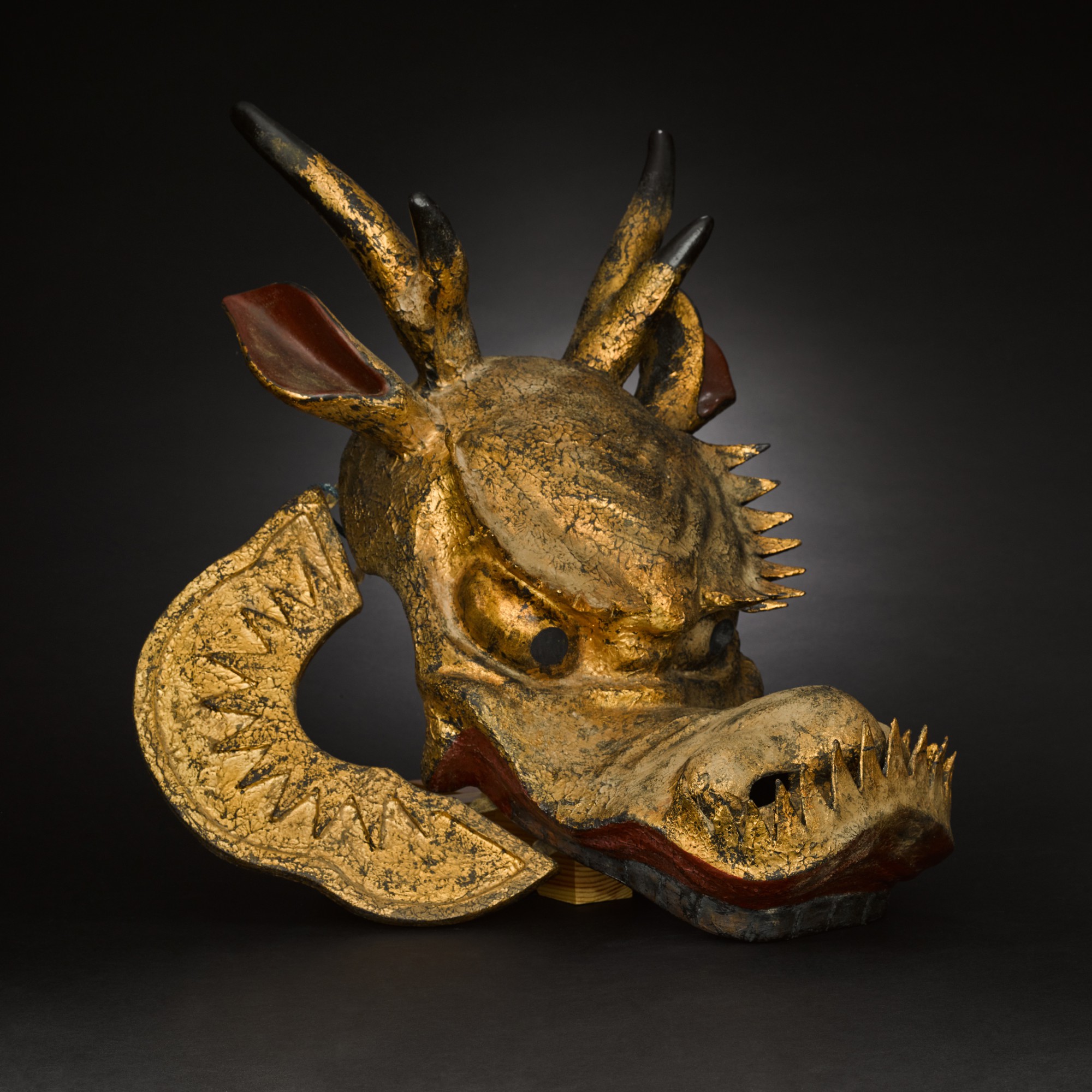 A rare toppai-nari kabuto [high-sided helmet] and mempo [face mask ...